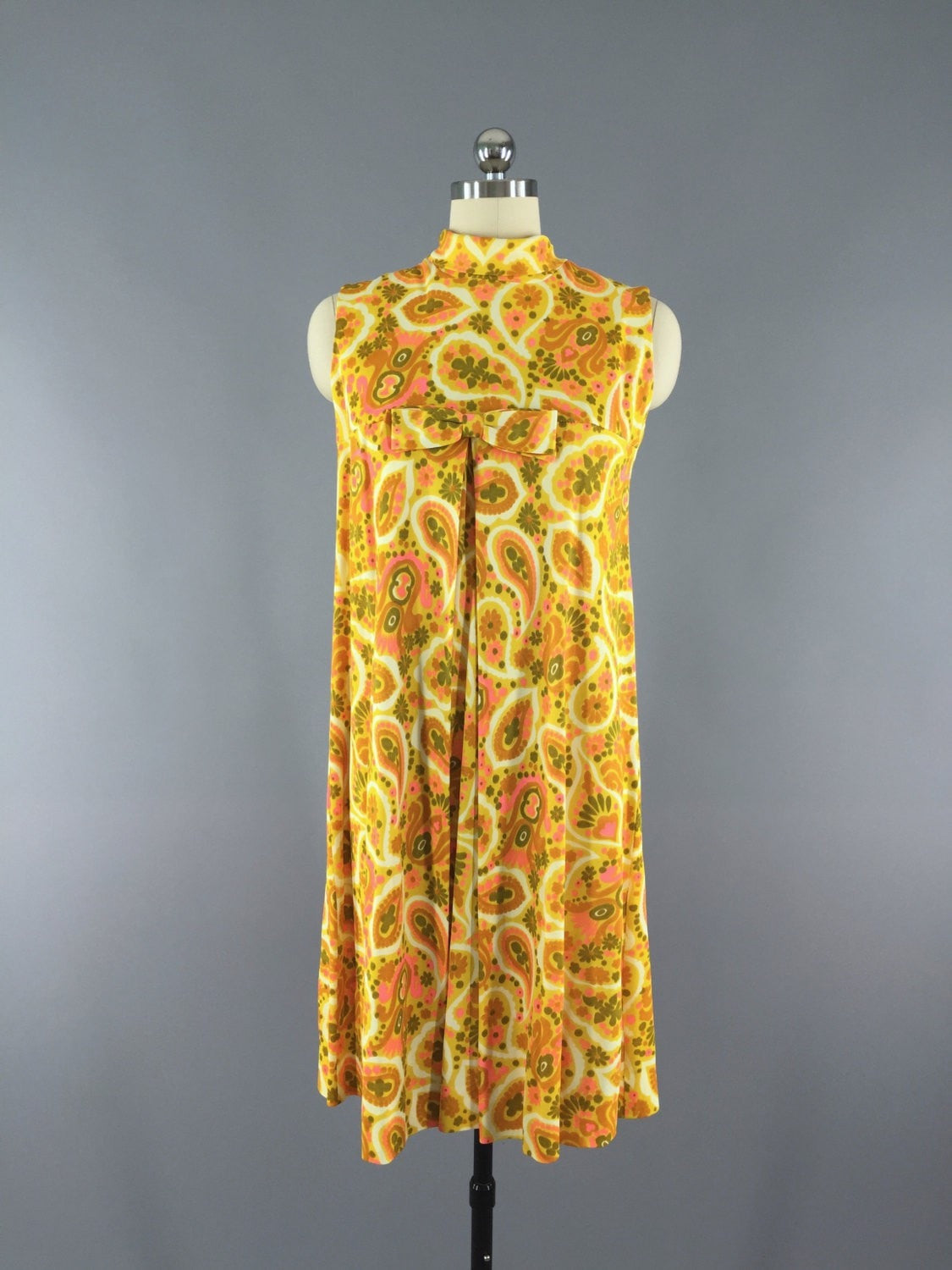 Vintage 1960s Day Dress / Mod Neon Paisley – ThisBlueBird