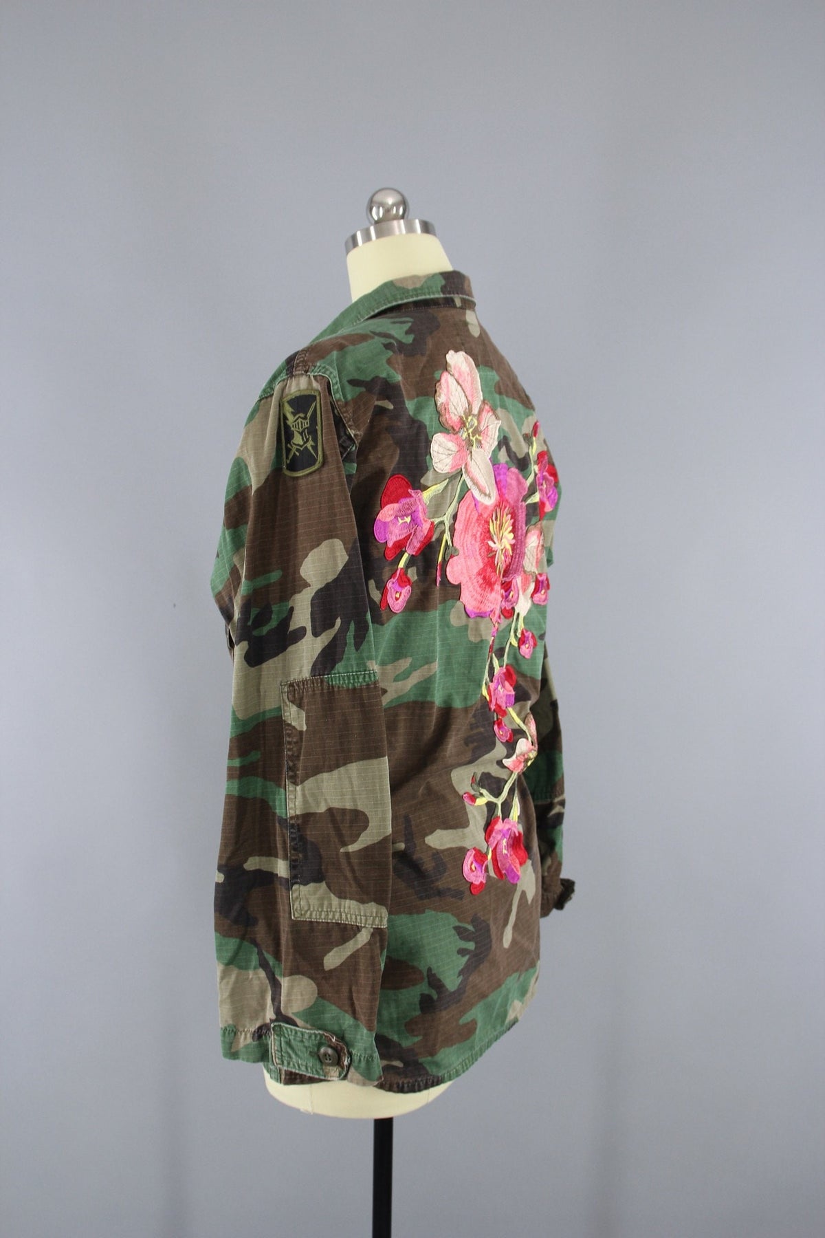 Vintage Army Camouflage Military Jacket with Large Peach Pink Floral E ...