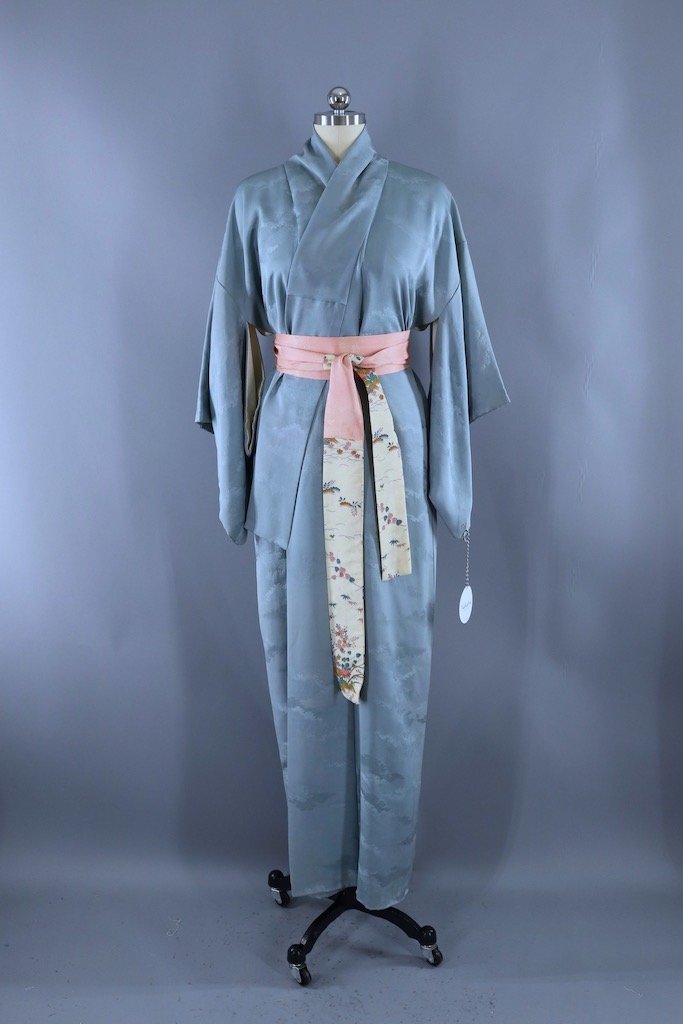 Vintage Blue Clouds Silk Kimono Robe – ThisBlueBird