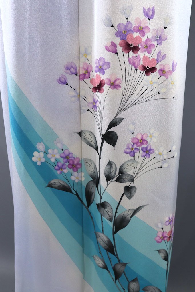 Vintage Ice Blue Floral Stripe Silk Kimono Robe – ThisBlueBird