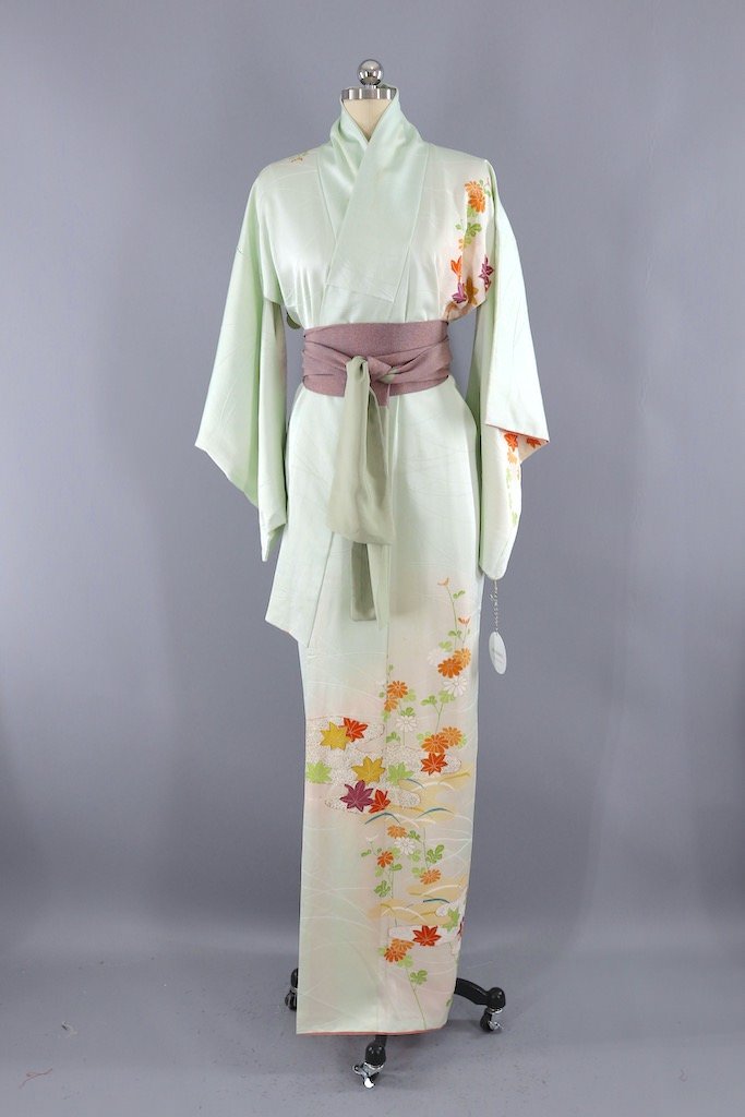 Vintage Pastel Green Maple Leaf Silk Kimono Robe – ThisBlueBird
