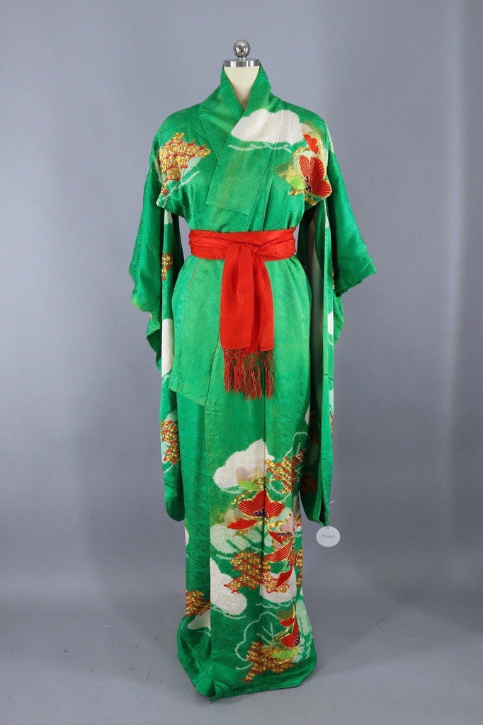 Vintage Silk Kimono Robe Furisode / Kelly Green with Gold and Red Embr ...