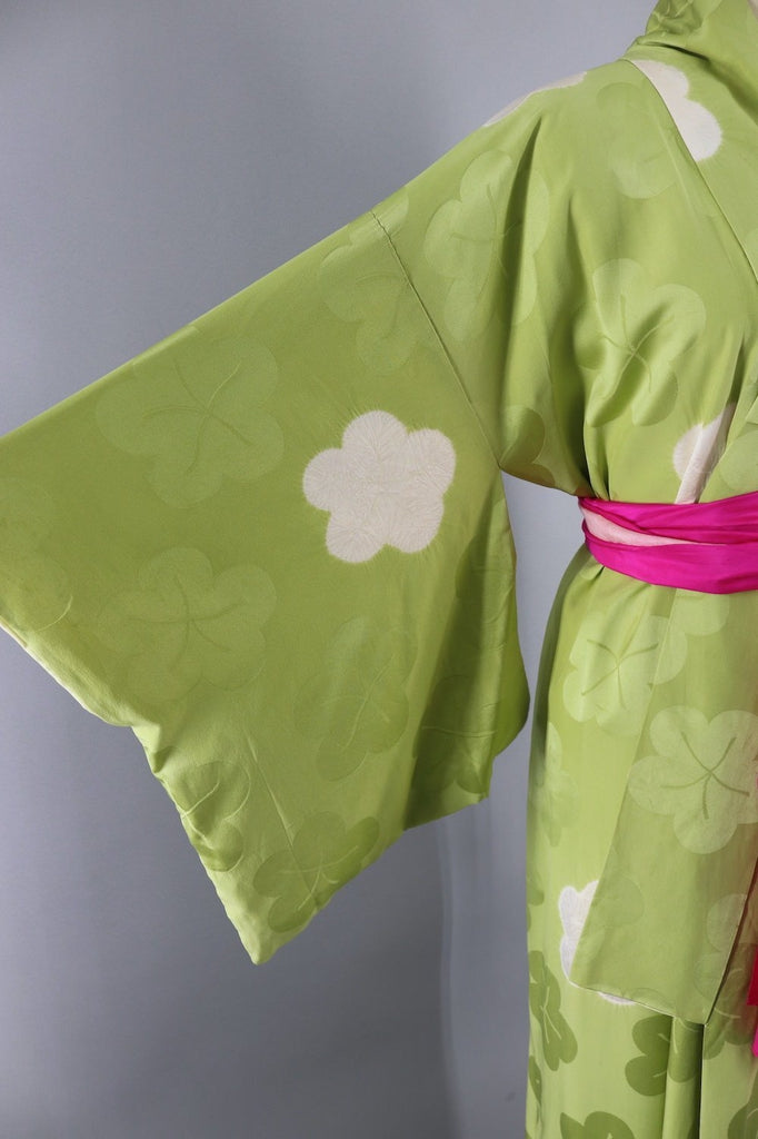 Vintage Silk Kimono Robe / Lime Green Floral – ThisBlueBird