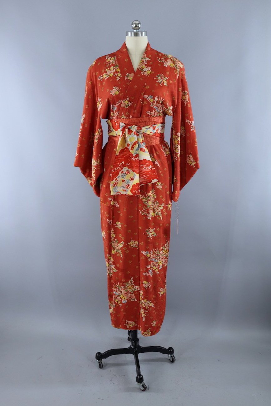 Vintage Silk Kimono Robe / Terra Cotta Floral Print – ThisBlueBird